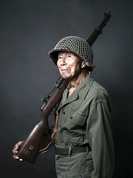 Book depicts nisei who fought in WWII | News, Sports, Jobs - Maui News